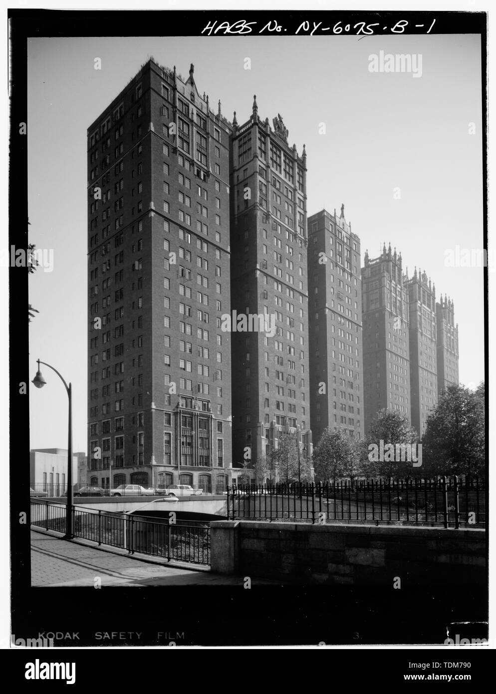 PERSPECTIVE VIEW OF MAIN ELEVATIONS OF WINDSOR TOWER AND TUDOR TOWER ...