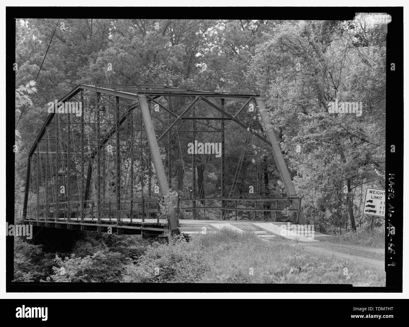 PERSPECTIVE VIEW OF NORTH PORTAL - Nimrod Bridge, Spanning Fourche ...