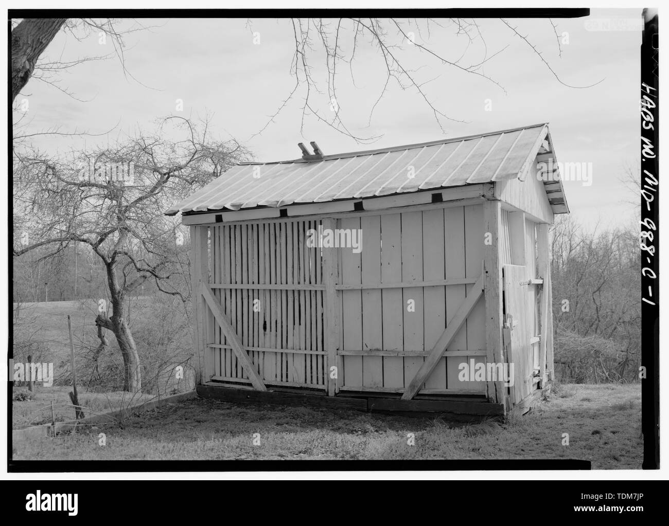 PERSPECTIVE VIEW OF NORTH SIDE AND EAST FRONT (DOORWAY) - Coffren House ...