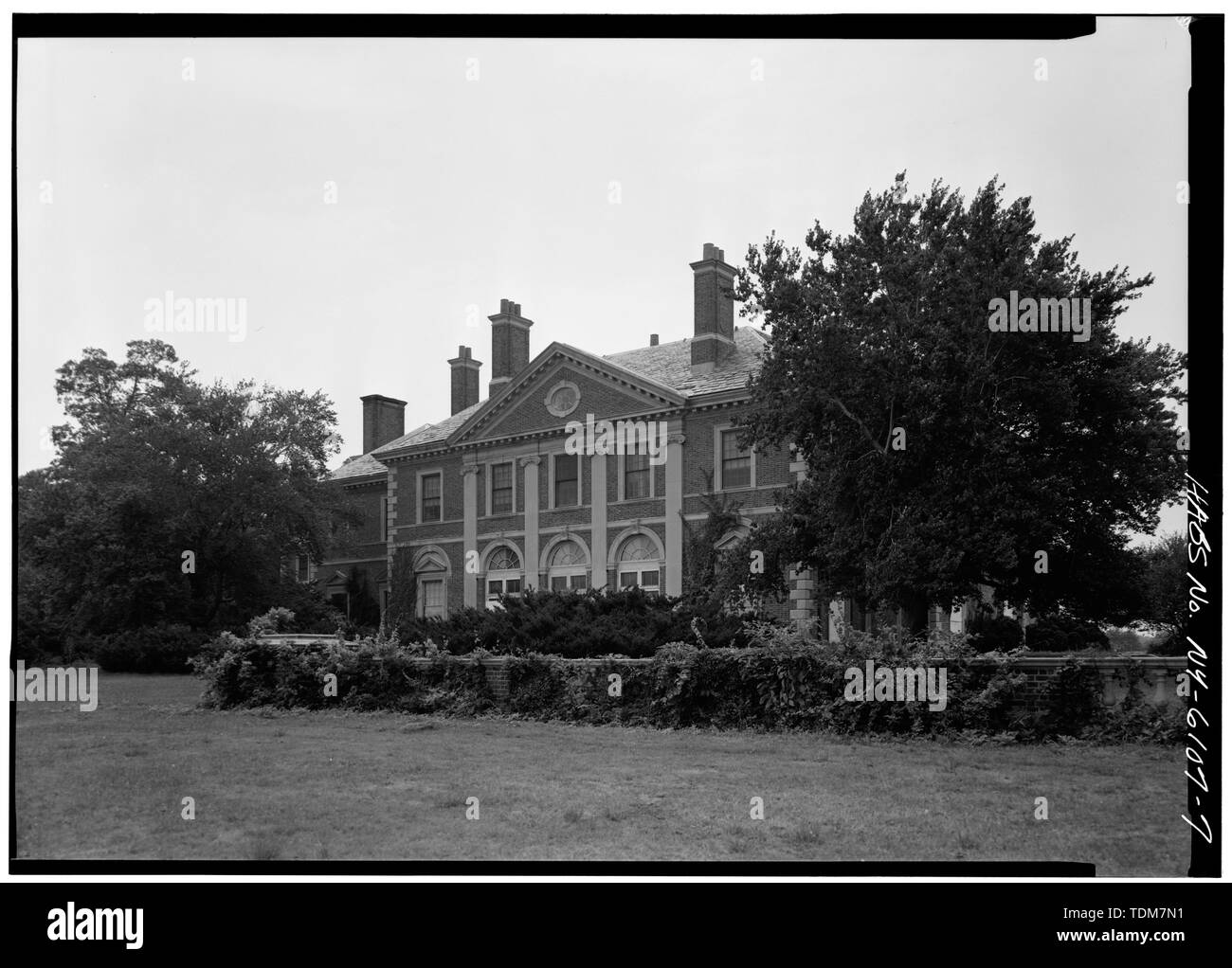 PERSPECTIVE VIEW OF NORTHEAST ELEVATION - Caumsett Manor, Lloyd Neck ...