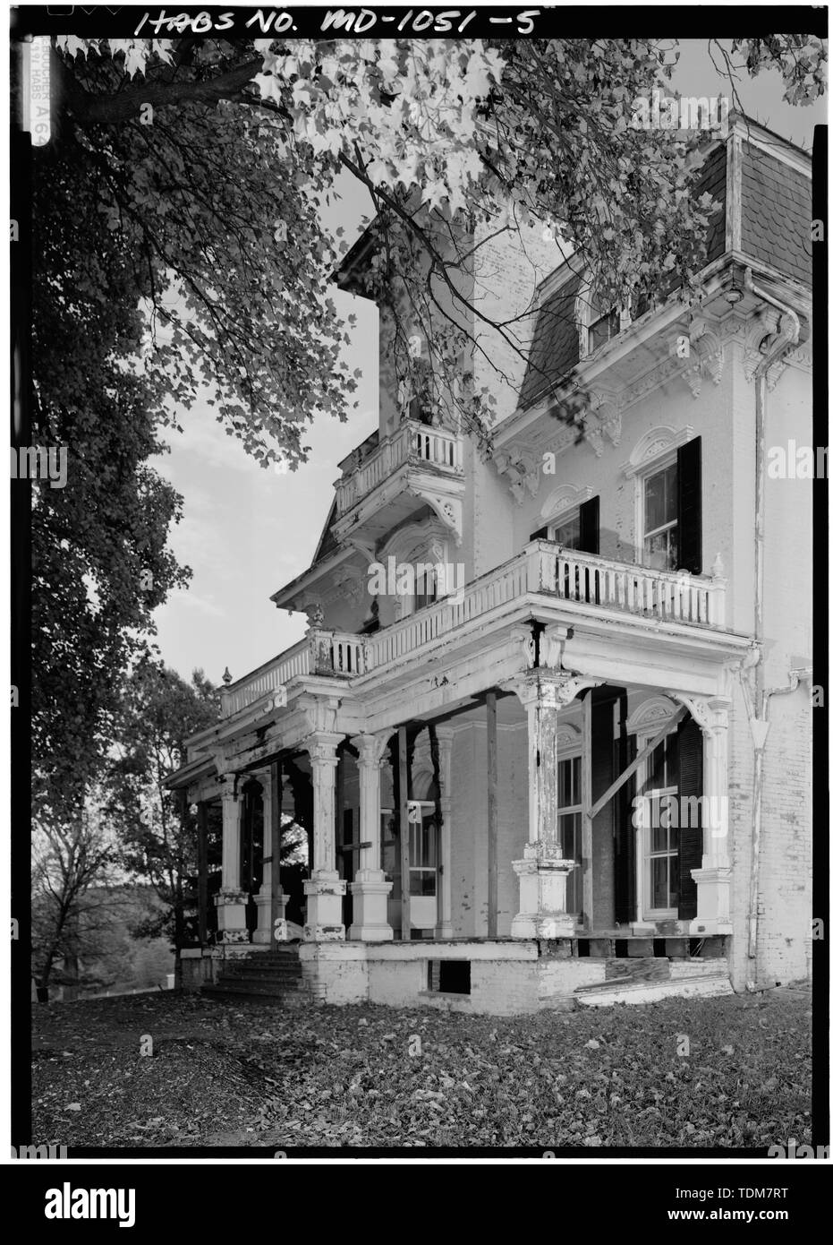 PERSPECTIVE VIEW OF NORTHWEST (FRONT), LOOKING EAST WITH FLASHFILL ...