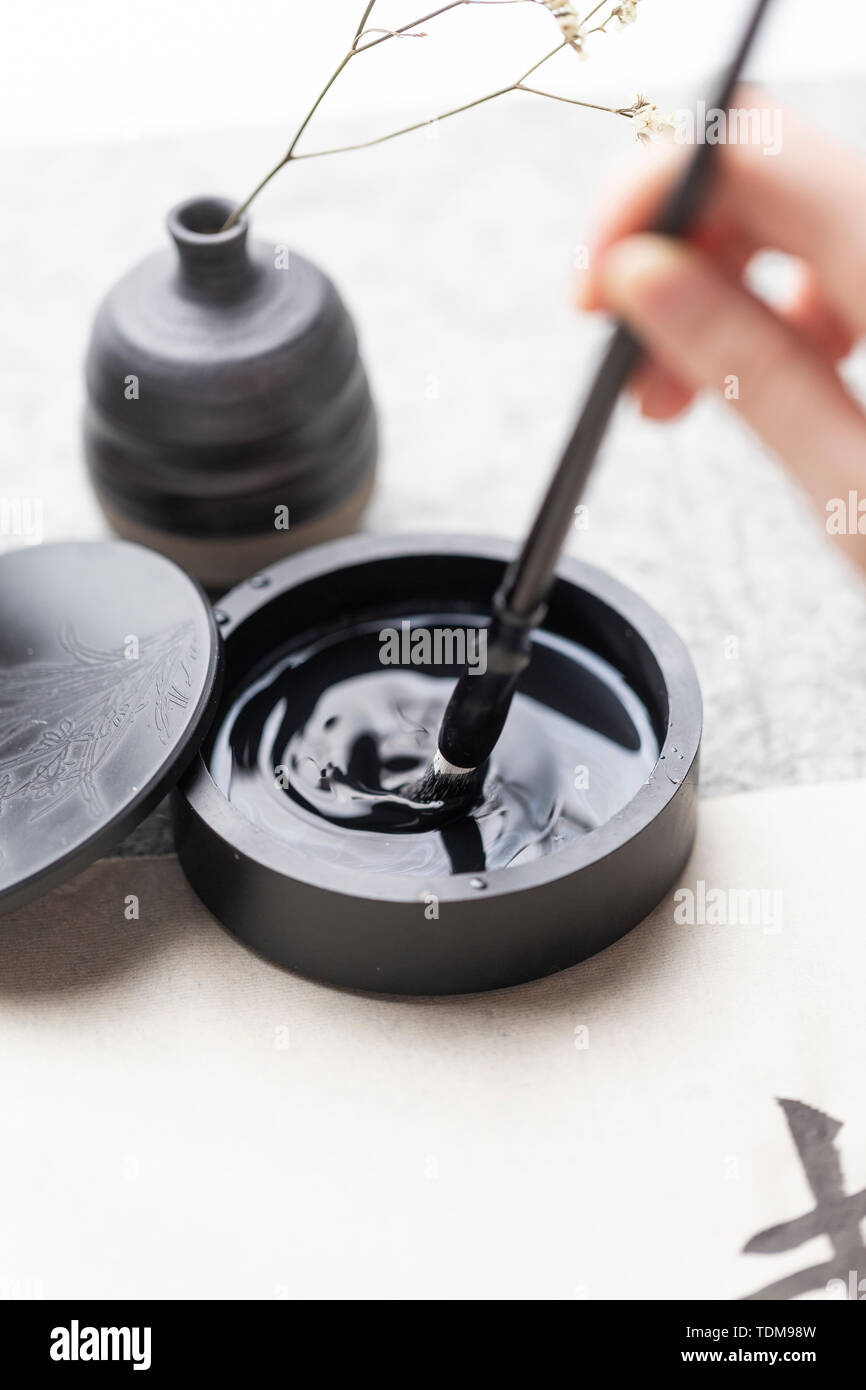 Cal font hi-res stock photography and images - Alamy