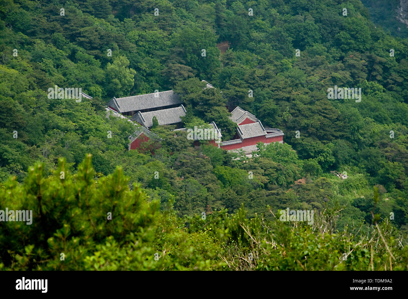 Landscape of Songshan Taitu Mountain in Dengfeng, Henan Province Stock ...