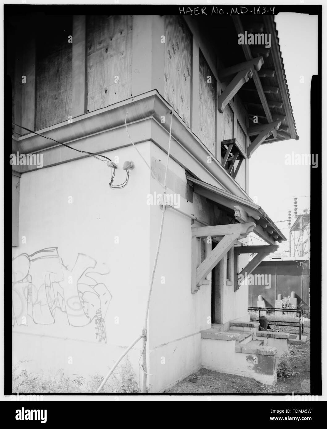 PARTIAL NORTHWEST ELEVATION, OBLIQUE VIEW, FROM NORTHWEST, SHOWING ...