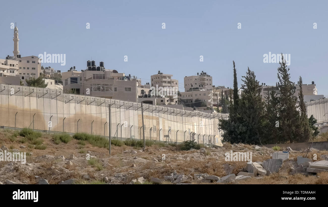 Palestine border hi-res stock photography and images - Alamy