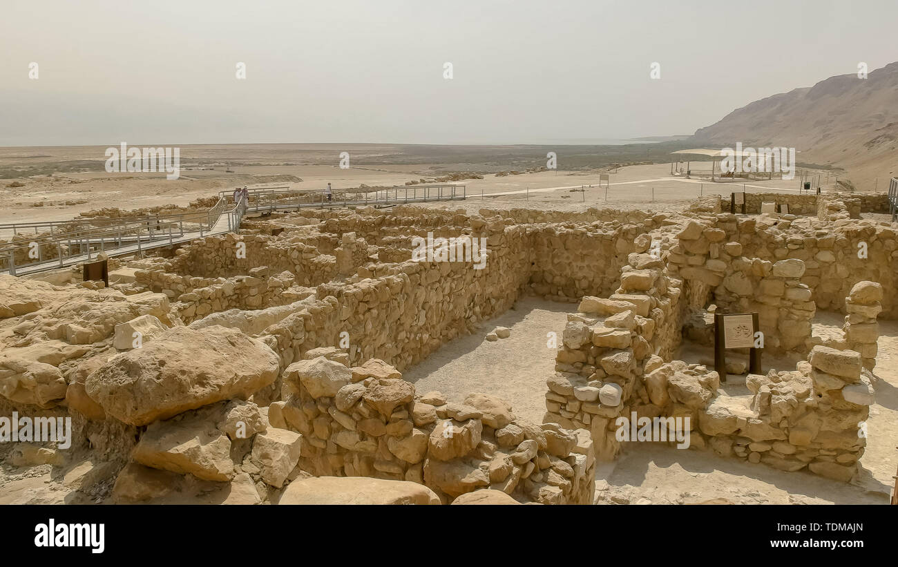 Qumran national park hi-res stock photography and images - Alamy
