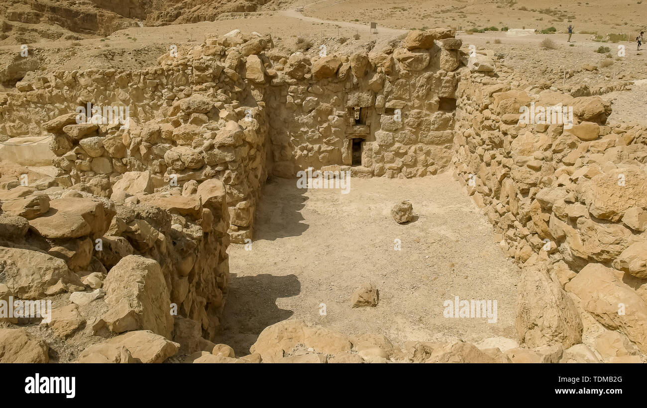 part of the building ruins at qumran in israel Stock Photo - Alamy