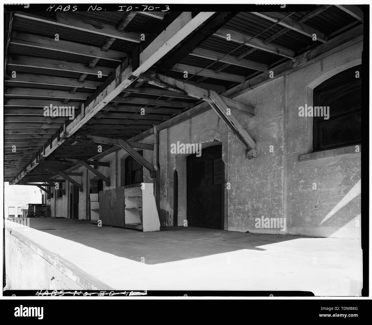 Dock front view Black and White Stock Photos & Images - Alamy