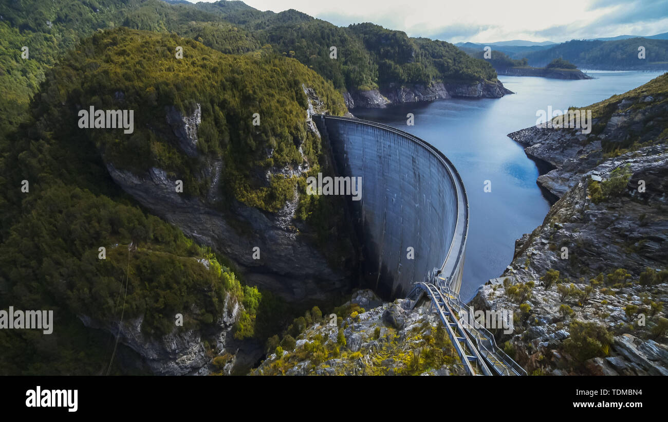 Strathgordon dam tasmania hi-res stock photography and images - Alamy