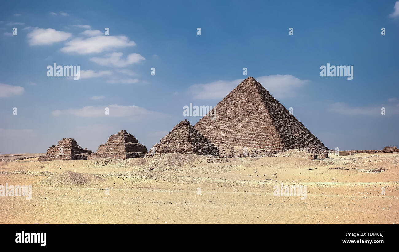 Scenic shot giza pyramid hi-res stock photography and images - Alamy