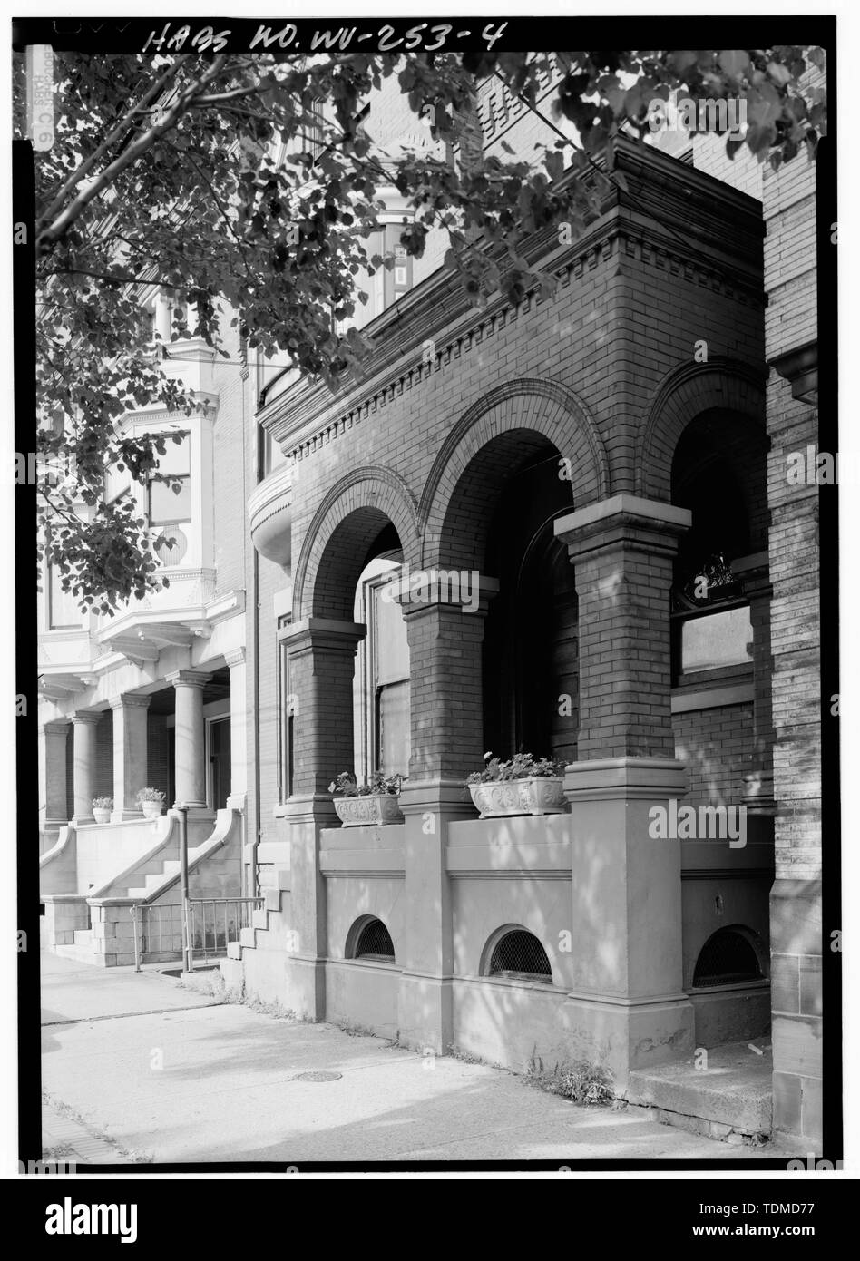 Eckhart house hi-res stock photography and images - Alamy