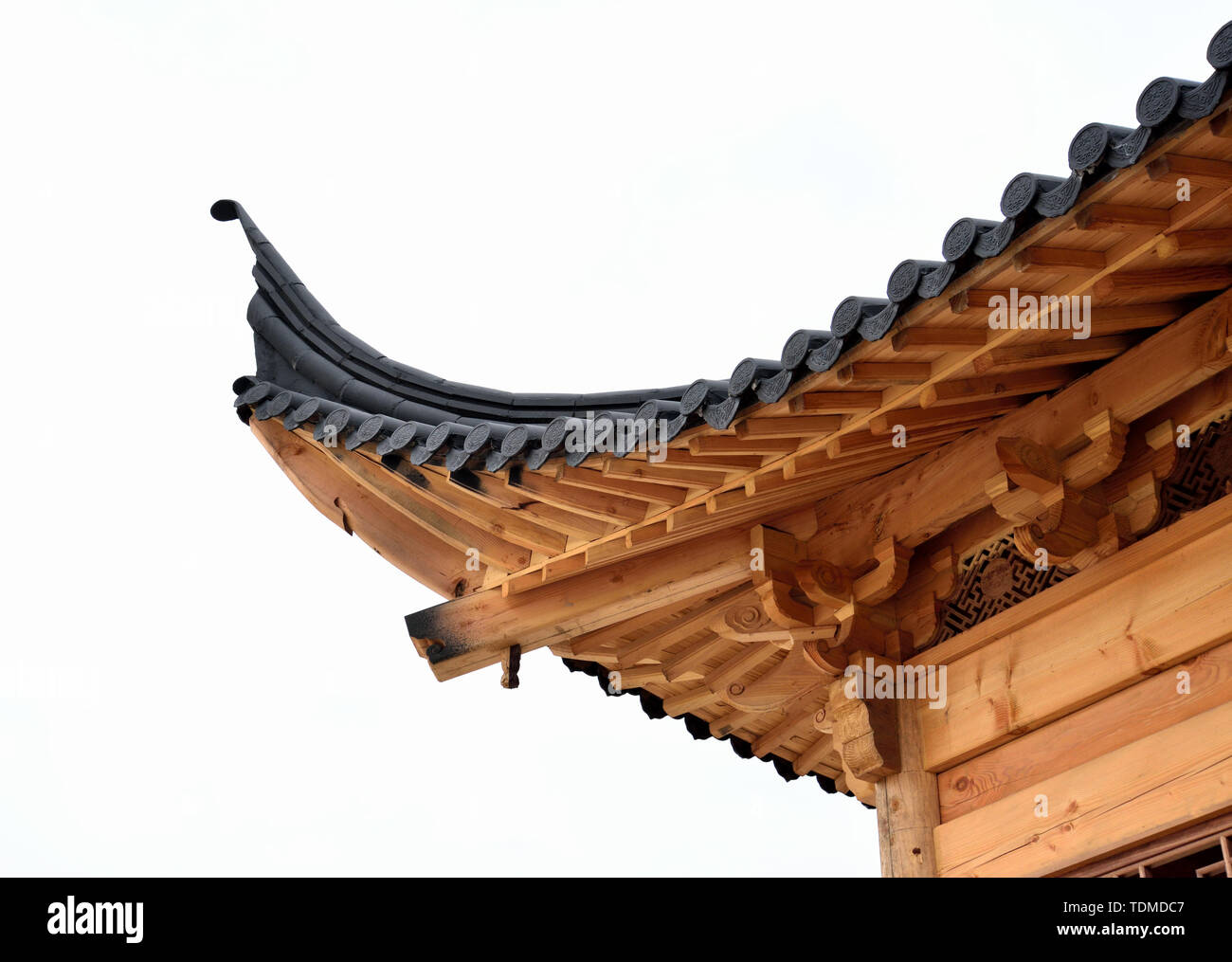 A close-up of the corner of an ancient Chinese building Stock Photo - Alamy