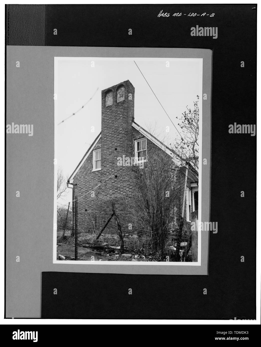 Barton farm house Black and White Stock Photos & Images - Alamy