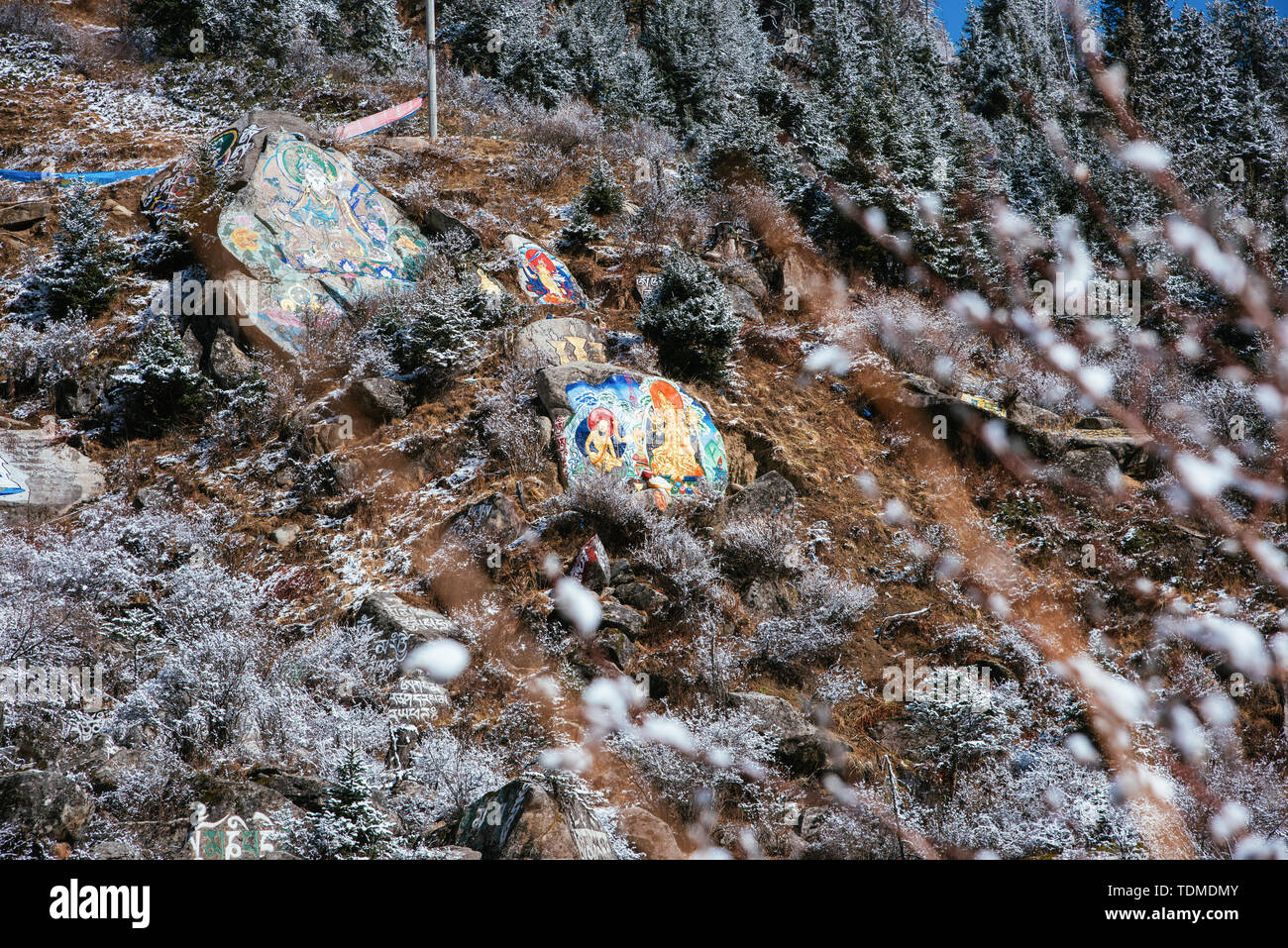 Tibetan mani stone pile Stock Photo - Alamy