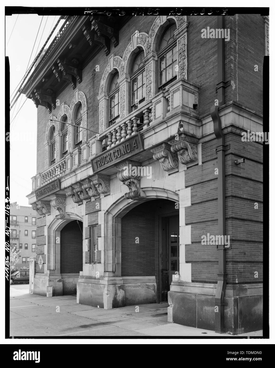 PERSPECTIVE VIEW OF WEST SIDE LOOKING SOUTHEAST - Fire Station No. 4 ...
