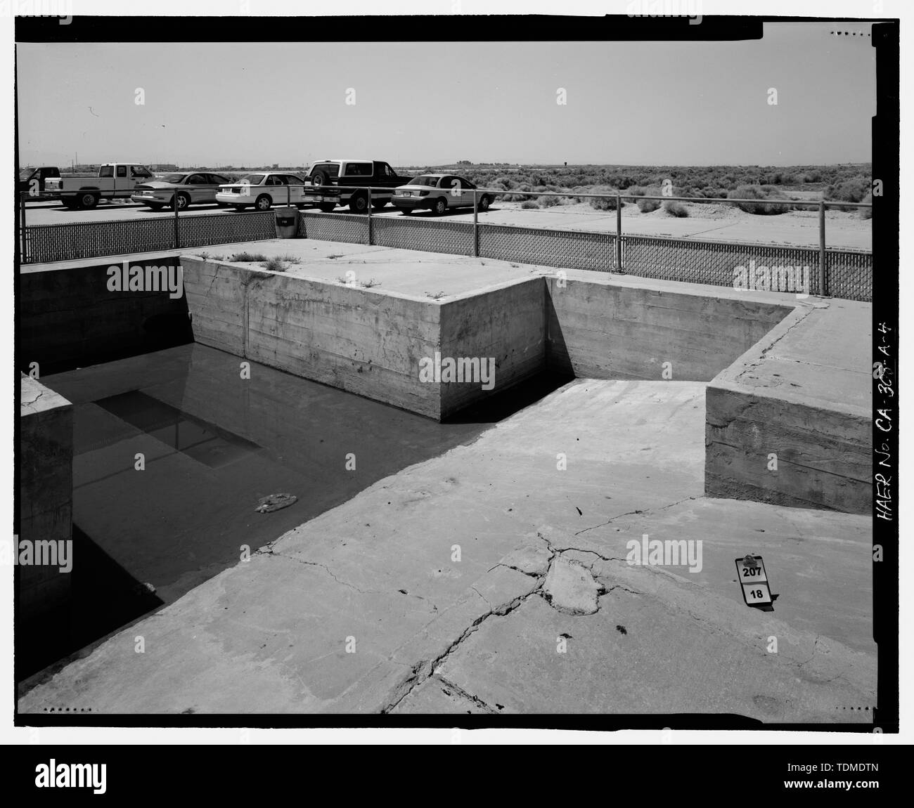 Loading pit hi-res stock photography and images - Alamy