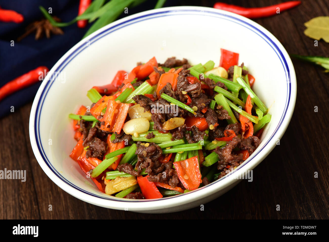 Stir-fried yellow beef Stock Photo - Alamy