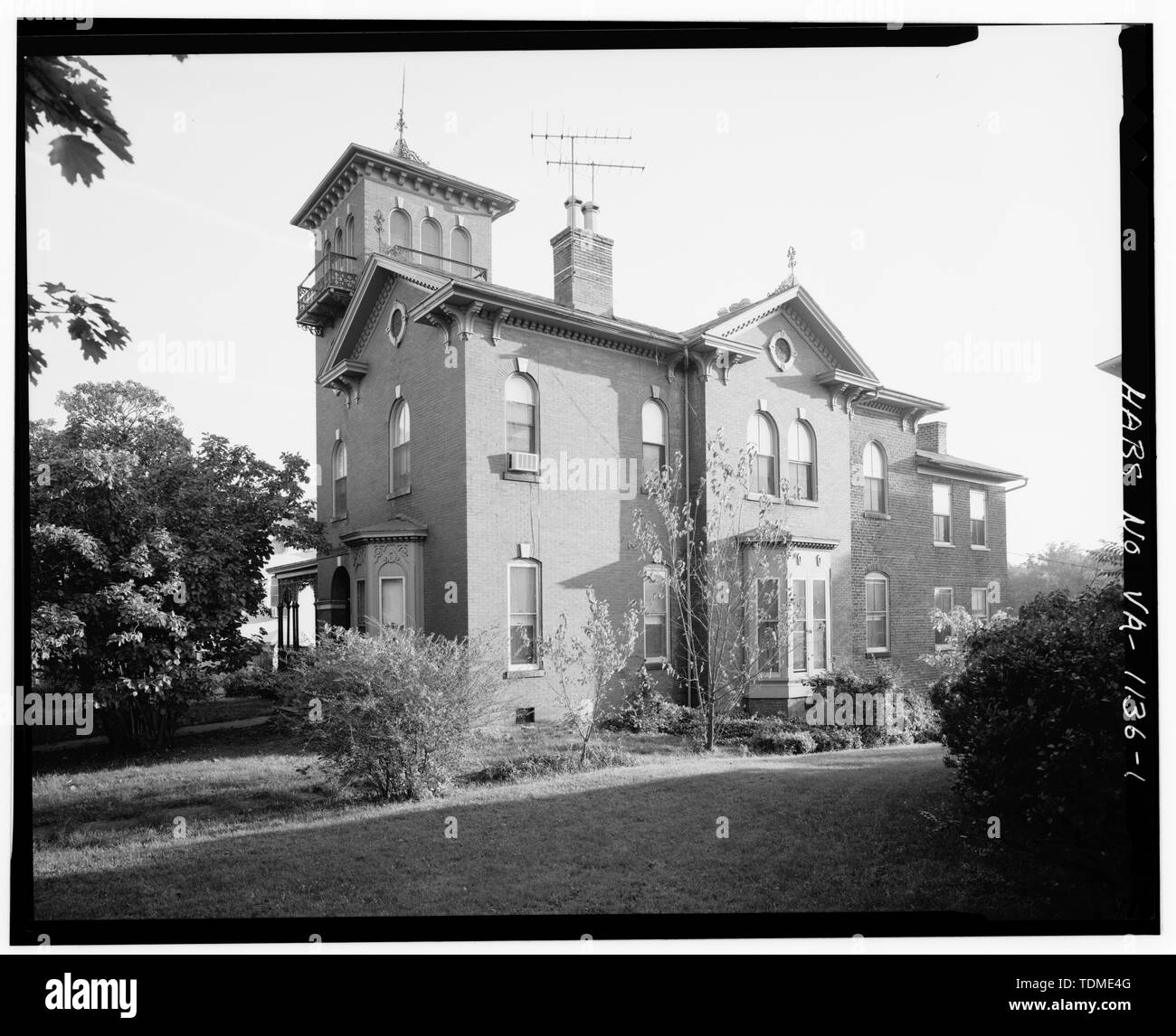 Watts st Black and White Stock Photos & Images - Alamy