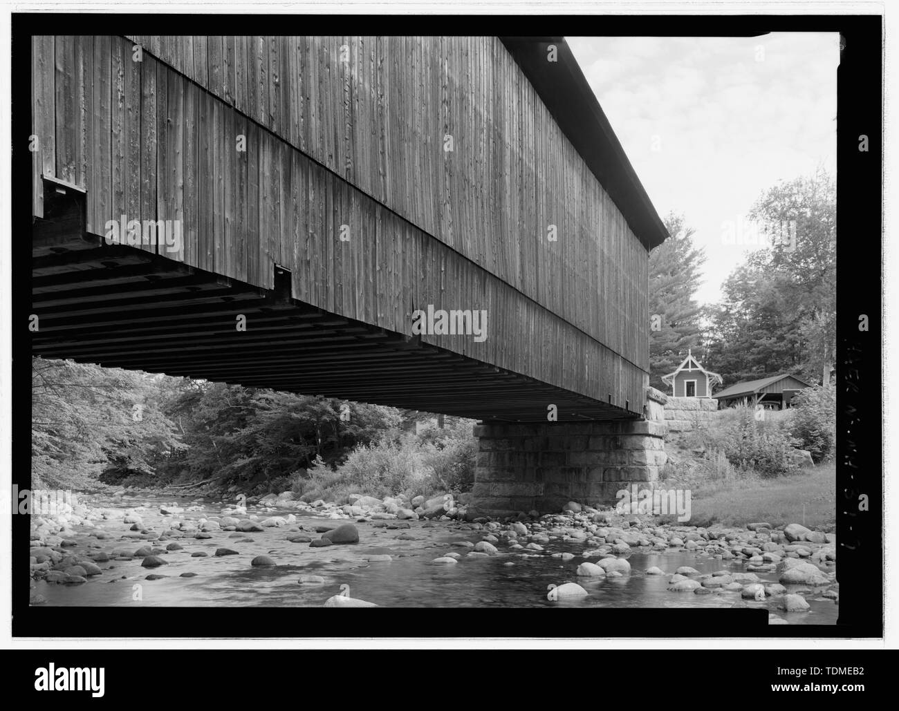 Trading lower Black and White Stock Photos & Images - Alamy