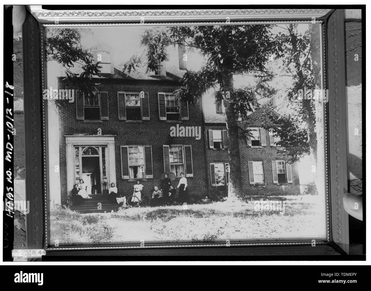 PHOTO-COPY OF HISTORIC VIEW OF NORTH (FRONT) ELEVATION WITH MEMBERS OF ...