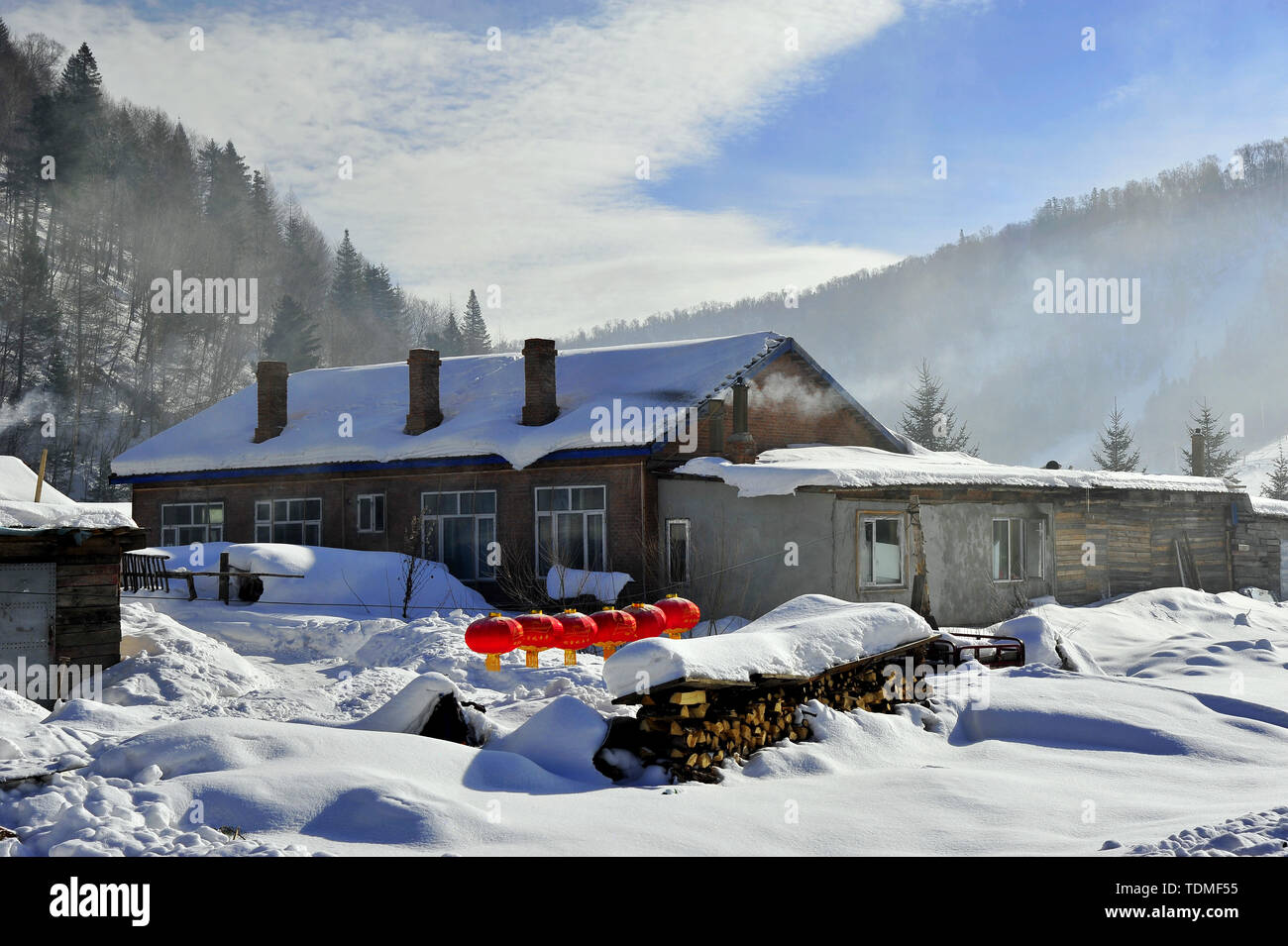 Chinas winter hi-res stock photography and images - Alamy