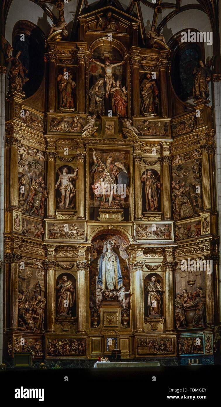Gregorio Fernández / Retable of the Church of San Miguel of Vitoria ...