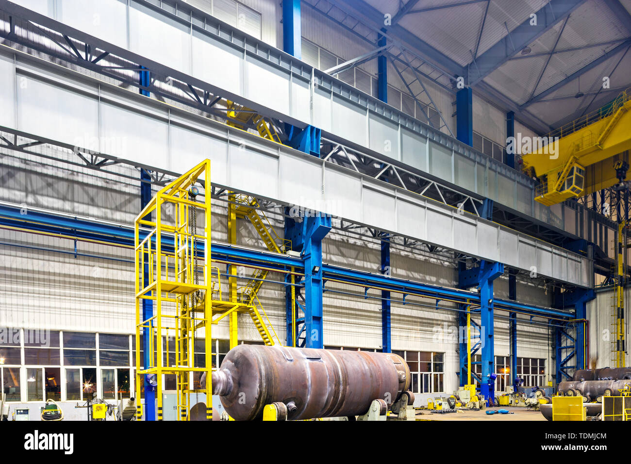 Interior of factory workshop Stock Photo - Alamy