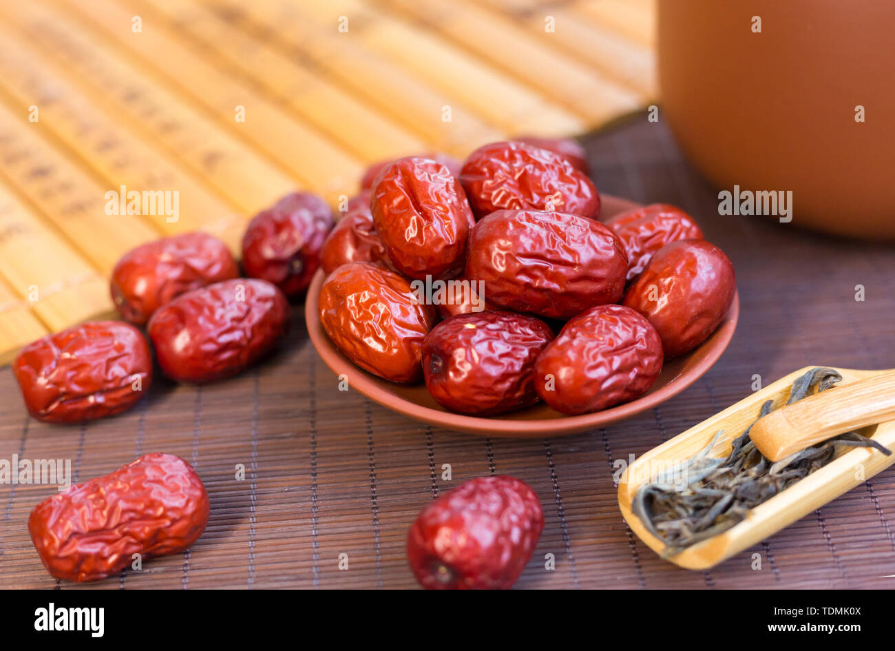Red jujube and tea set Stock Photo - Alamy
