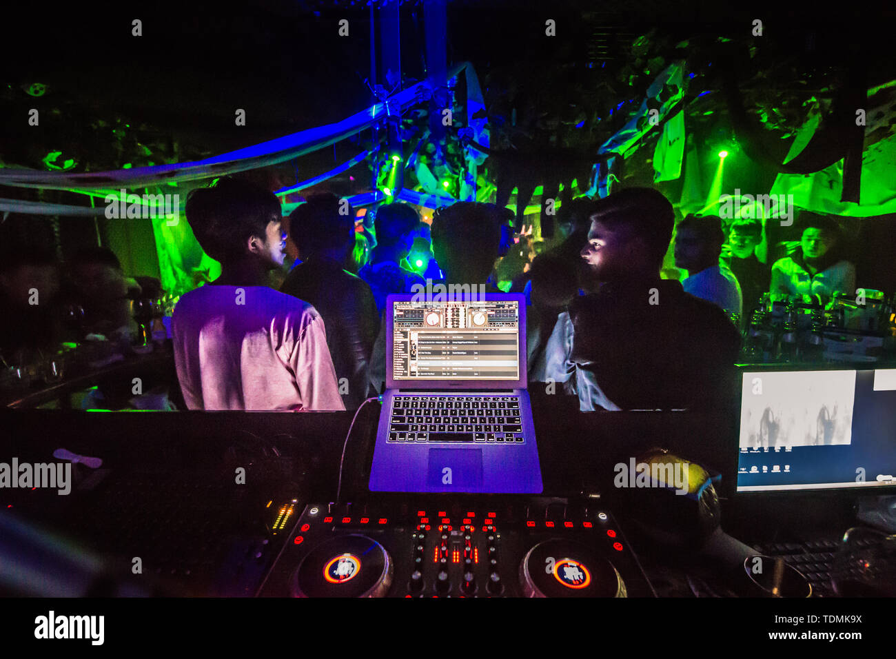 Indie producers hi-res stock photography and images - Alamy