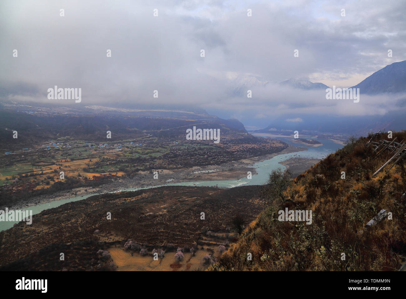 Yaru hi-res stock photography and images - Alamy