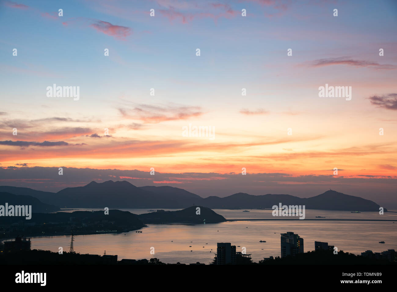 Dadong hi-res stock photography and images - Alamy