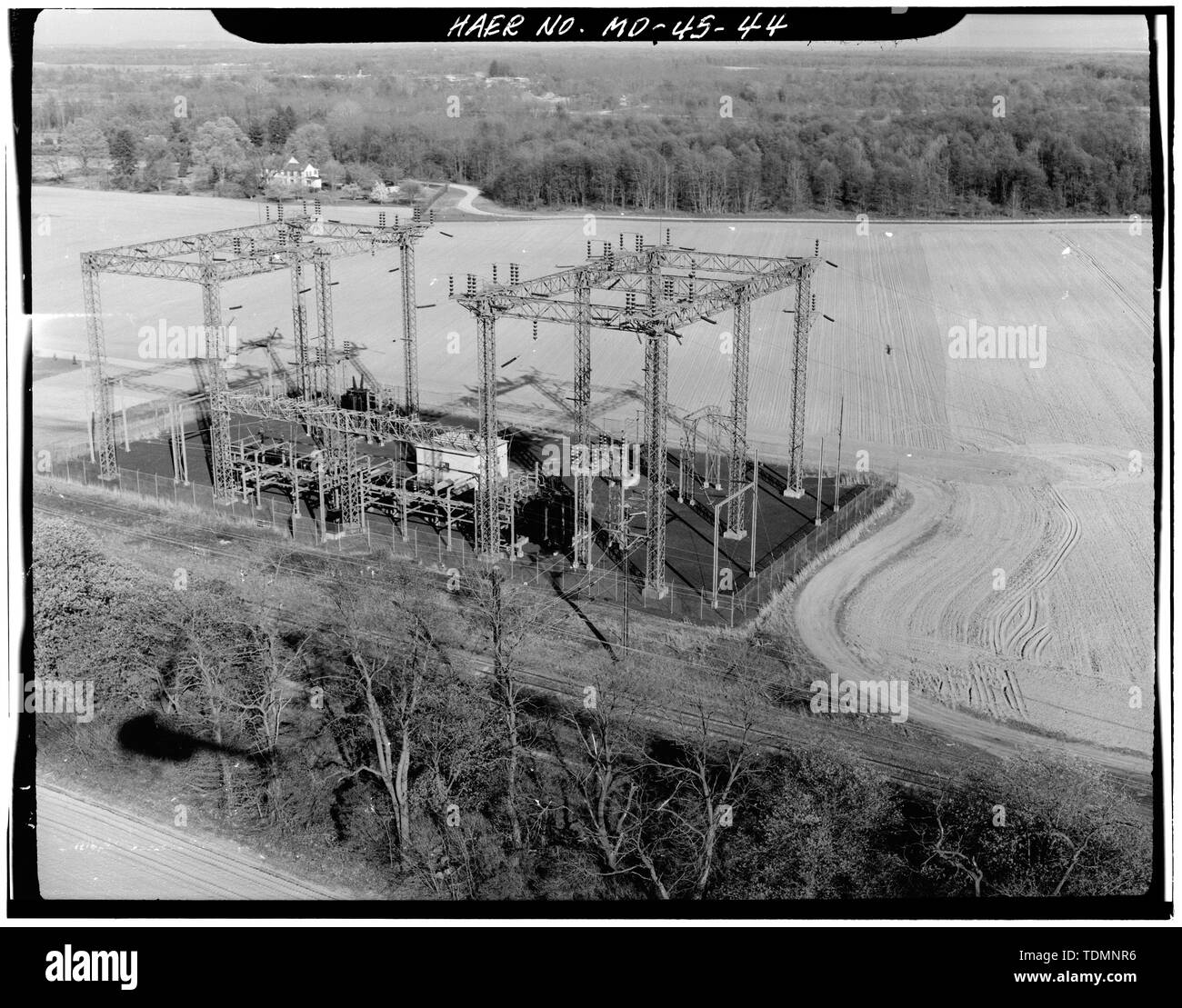 Amtrak electric train Black and White Stock Photos & Images - Alamy