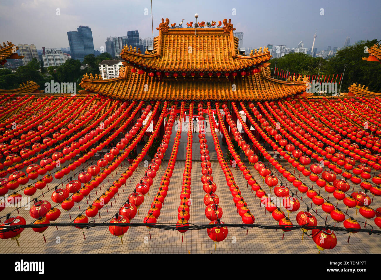 Beautiful rows of red lanterns in Tien Hou Temple, Kuala Lumpur ...