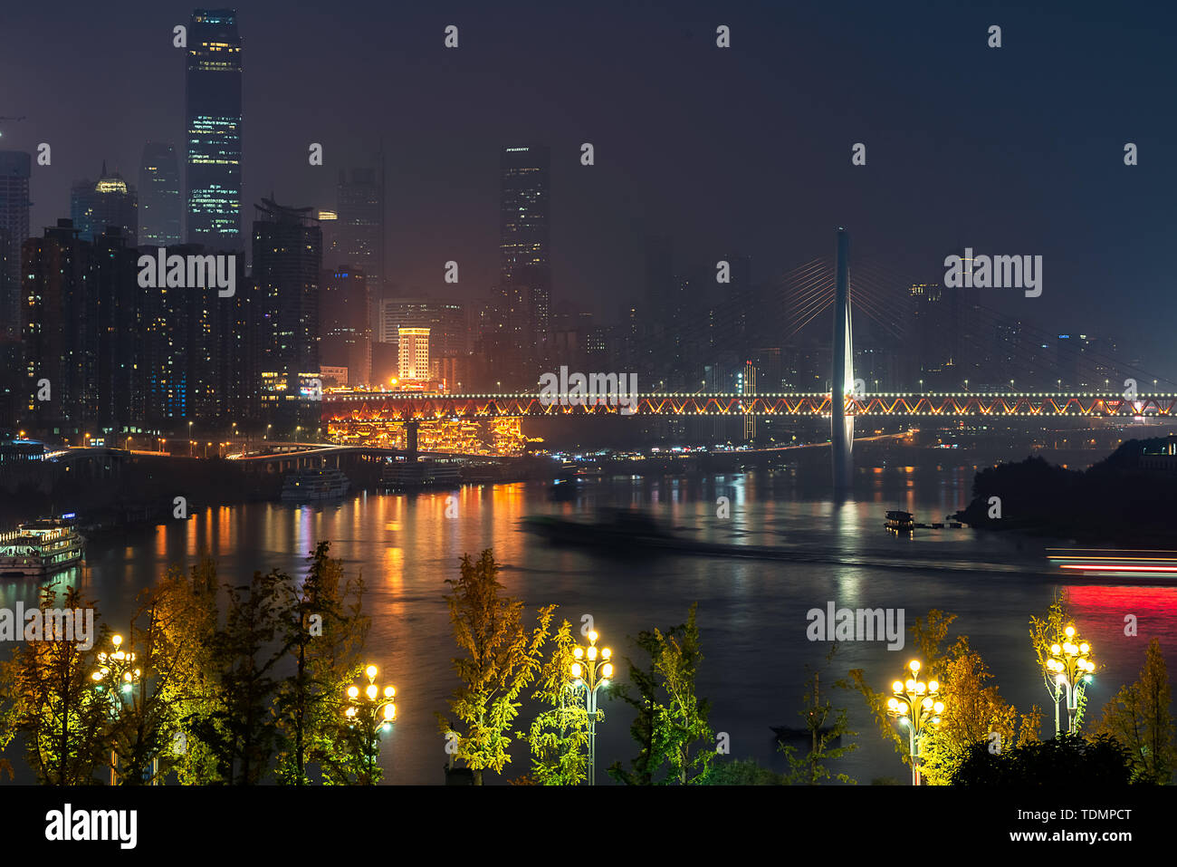 Hung Cliff and Qianmen Bridge Stock Photo - Alamy