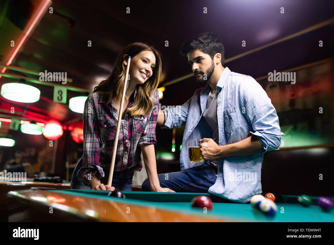 Billiard girl hi-res stock photography and images - Alamy