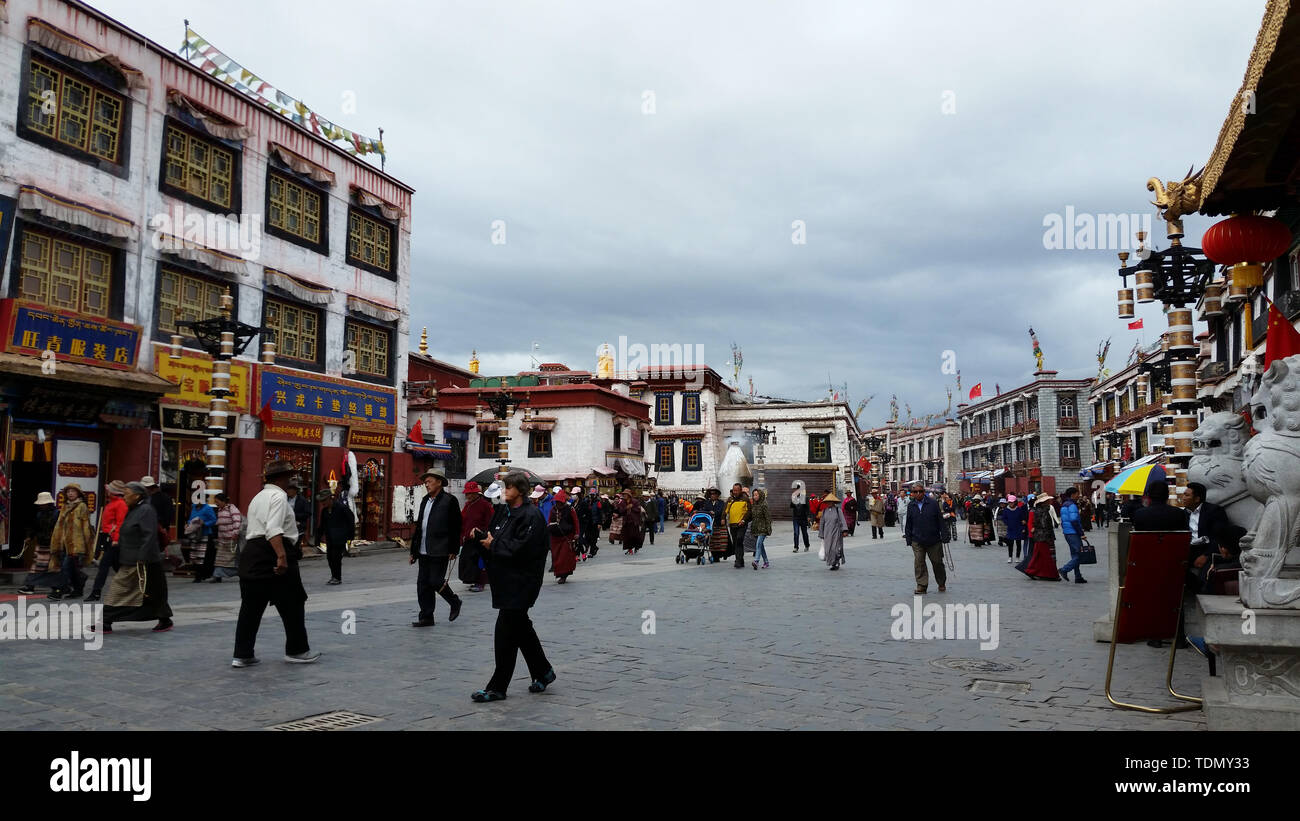 Street of Lhasa, Tibet Stock Photo - Alamy