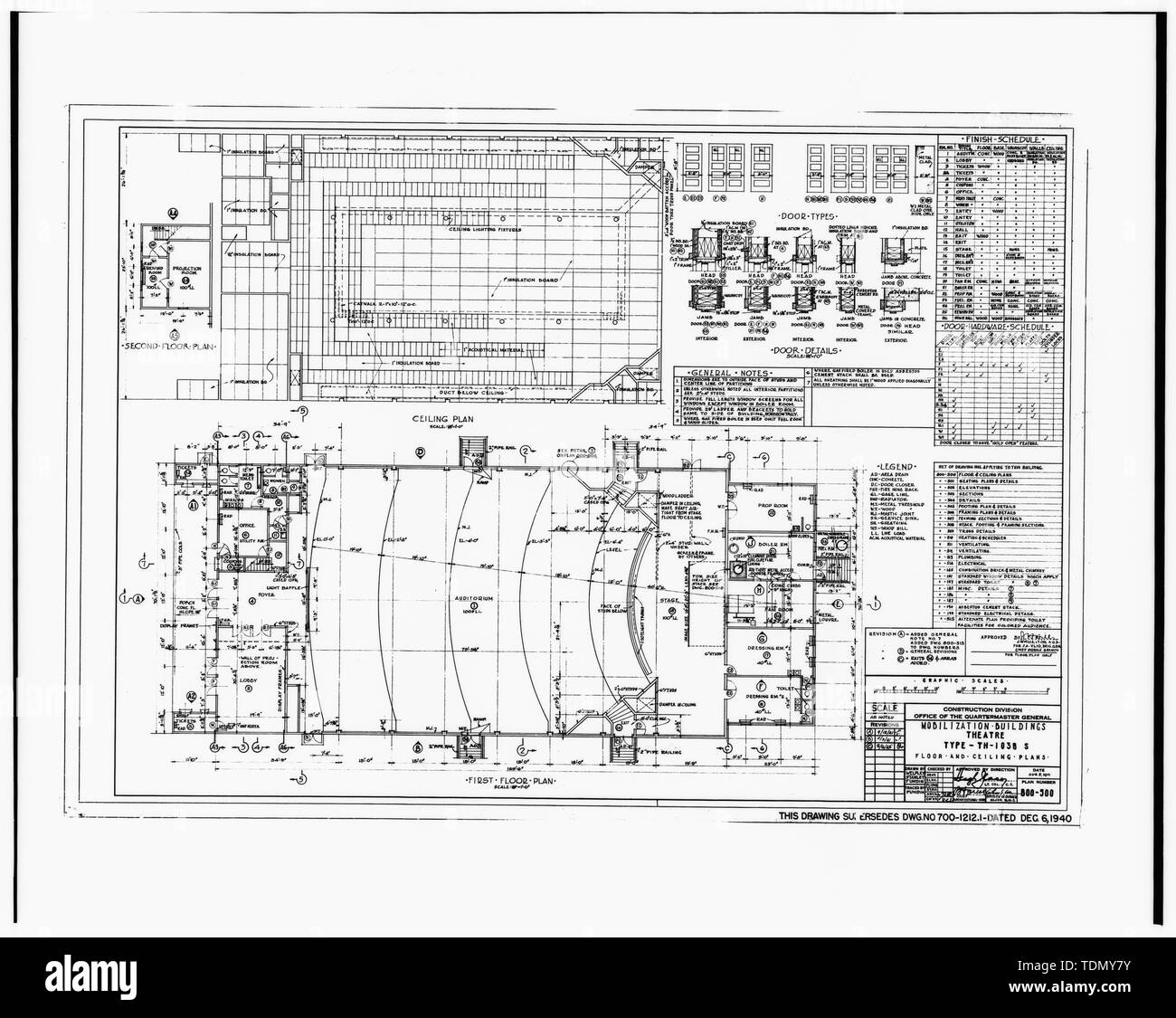 Floor t ceiling Black and White Stock Photos & Images - Alamy