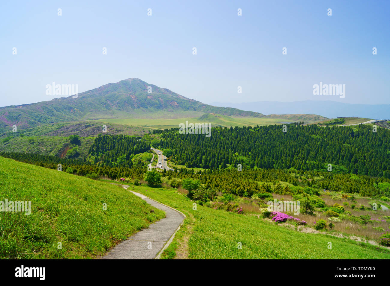 Aso kusasenrigahama mountain trail hi-res stock photography and images ...