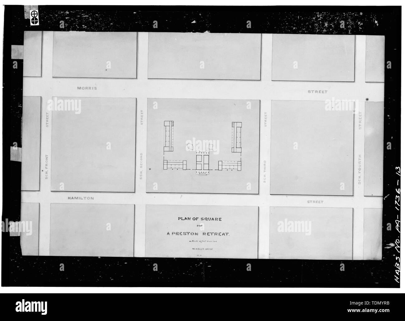 Hamilton square Black and White Stock Photos & Images - Alamy