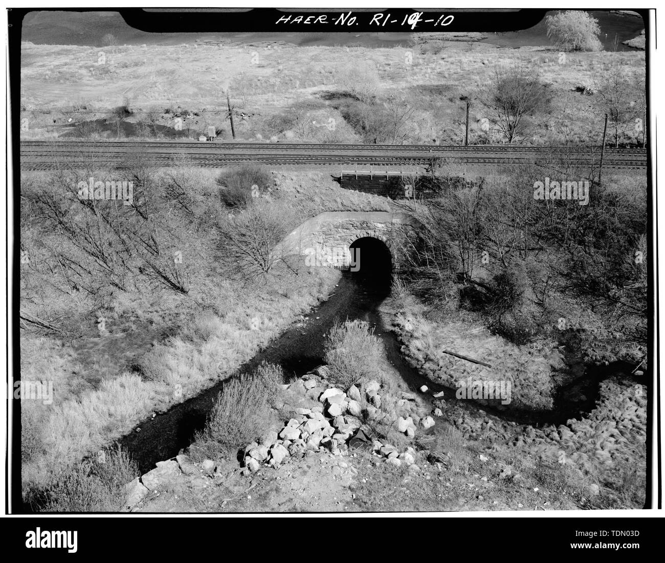 Pains Pond culvert. East Greenwich, Kent Co., RI. sec. 4215, mp 171.06 ...