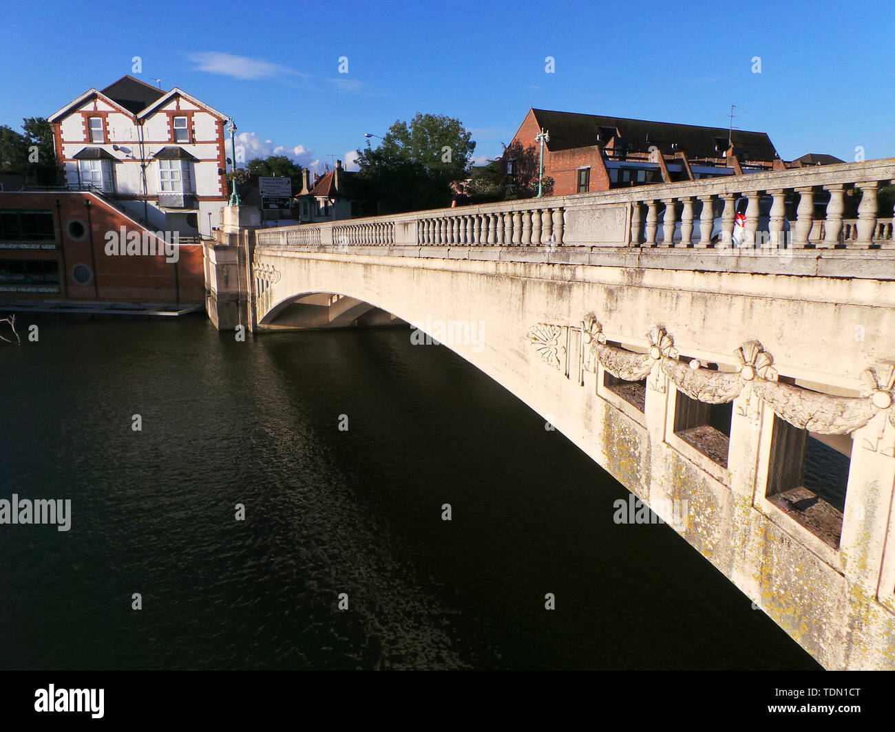 Road Bridge across the River Thames in Reading Stock Photo - Alamy