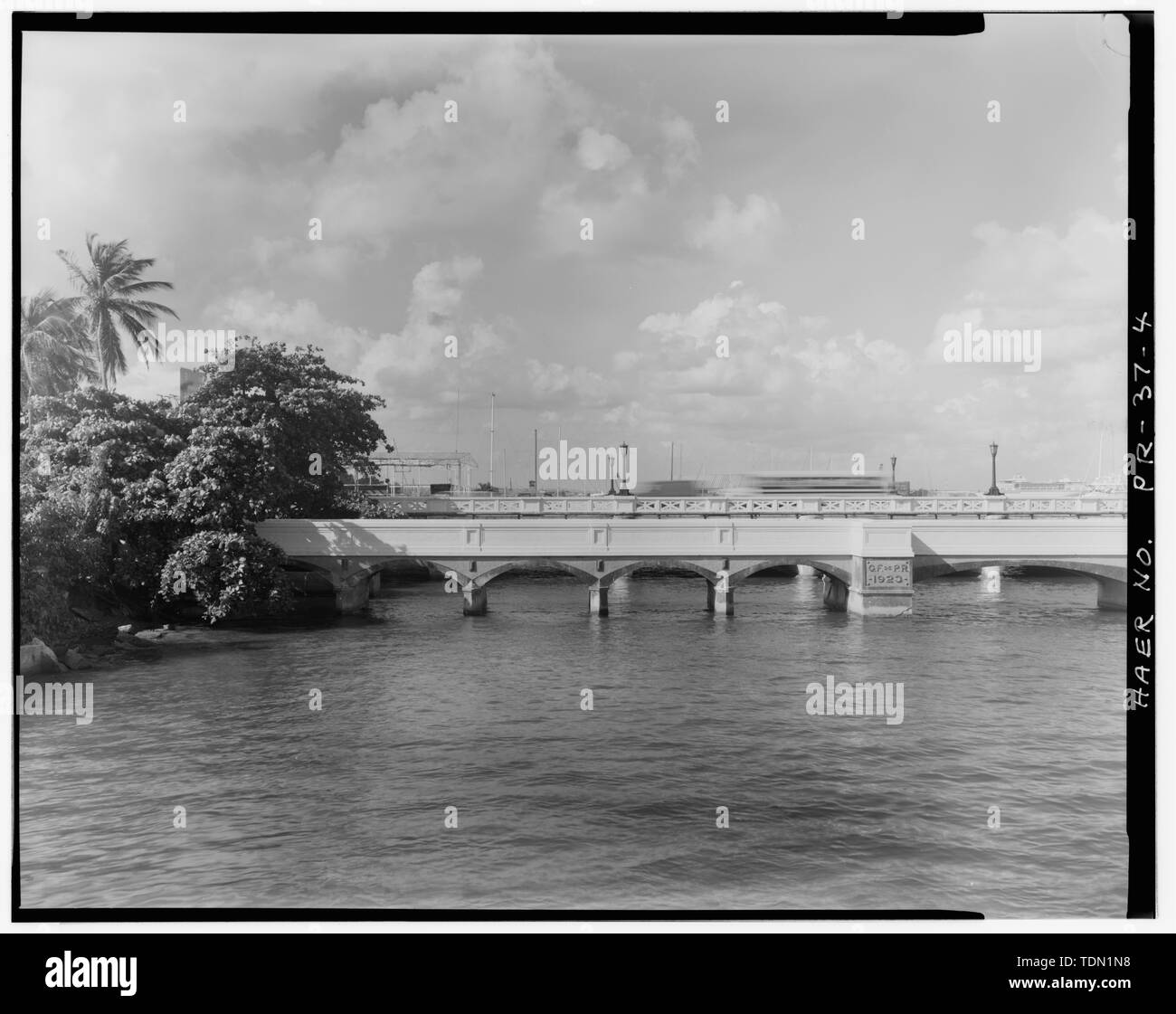 Partial elevation of east side, southern section, from Guillermo ...