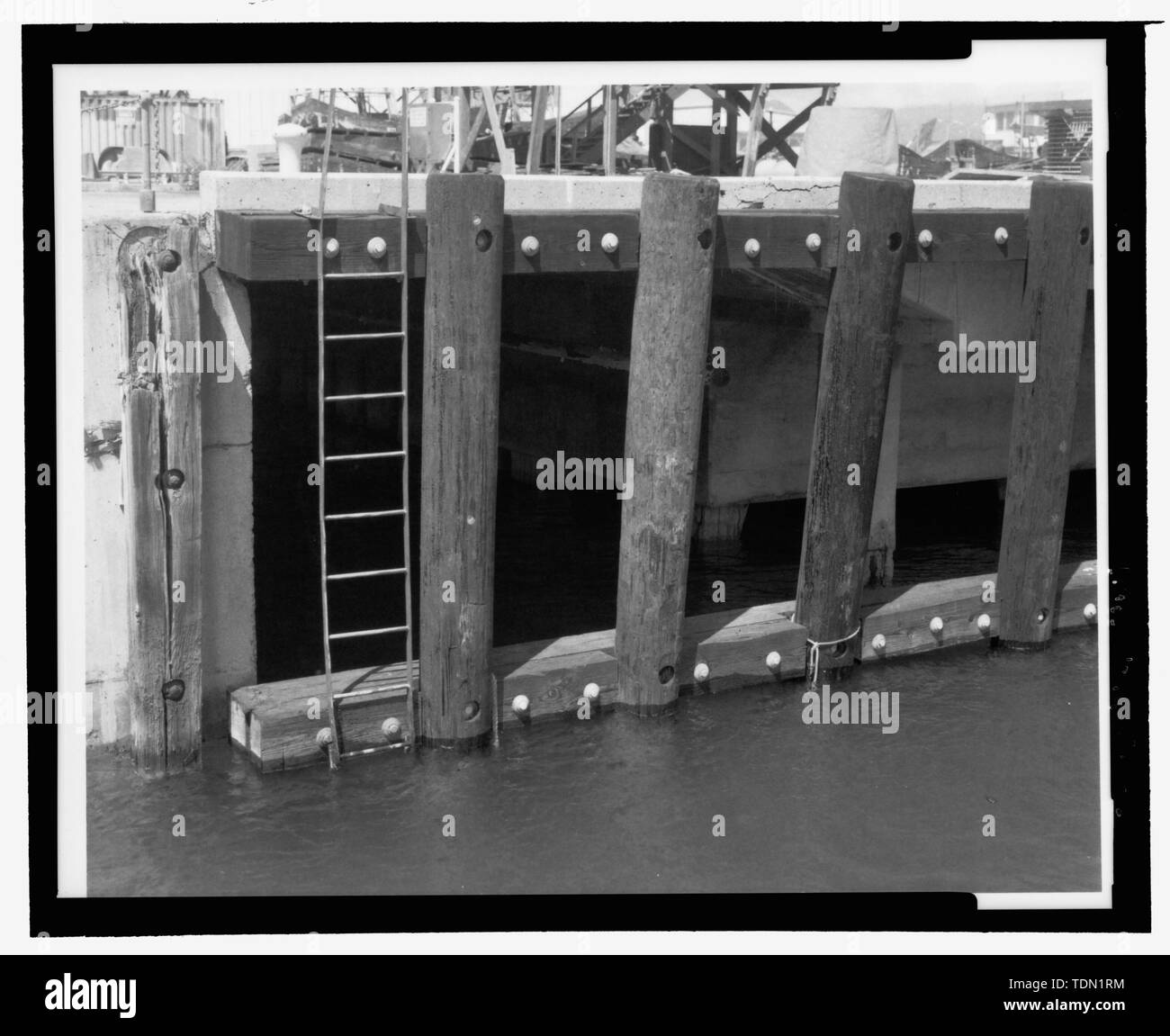 Partial front view of Pier O-3, ladder near Caisson opening in view ...