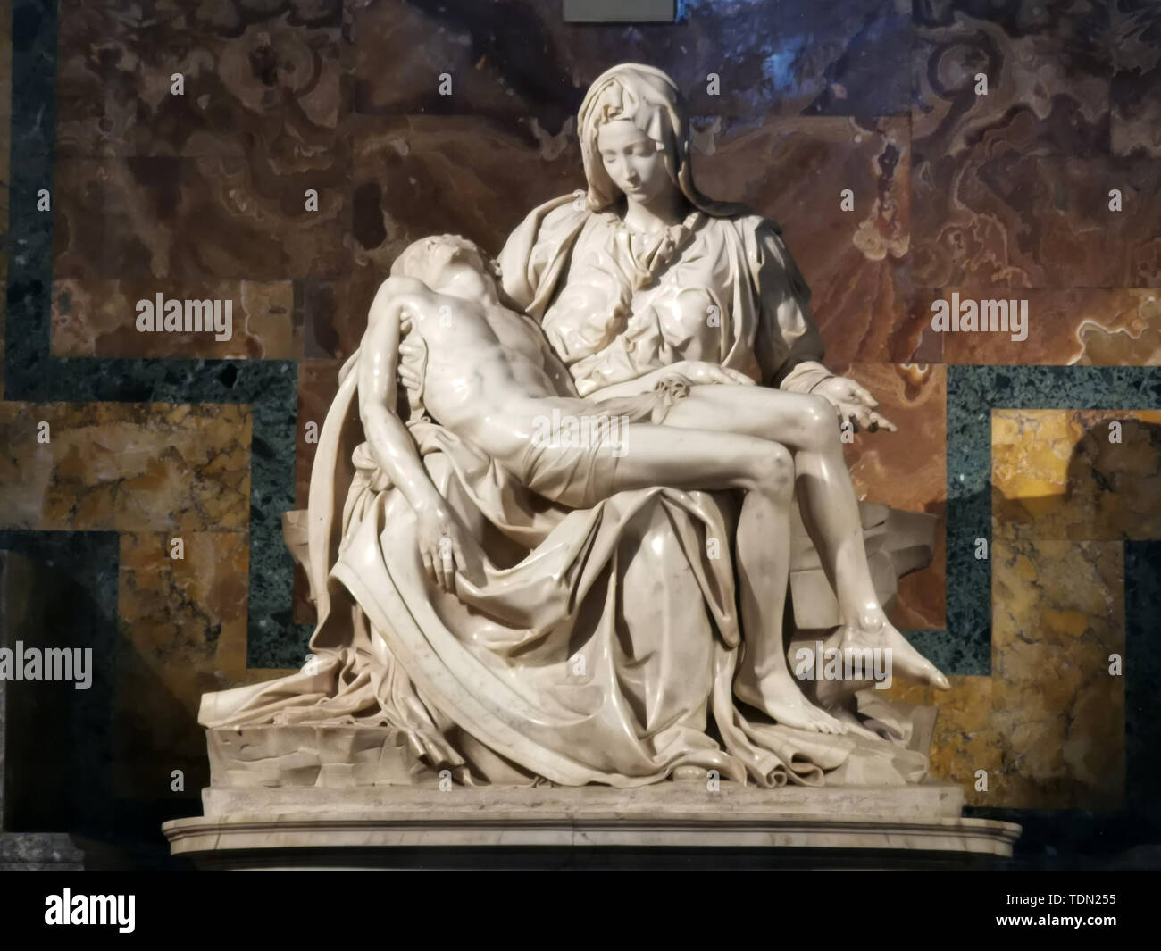 pieta statue michelangelo saint peter church Vatican city Stock Photo ...