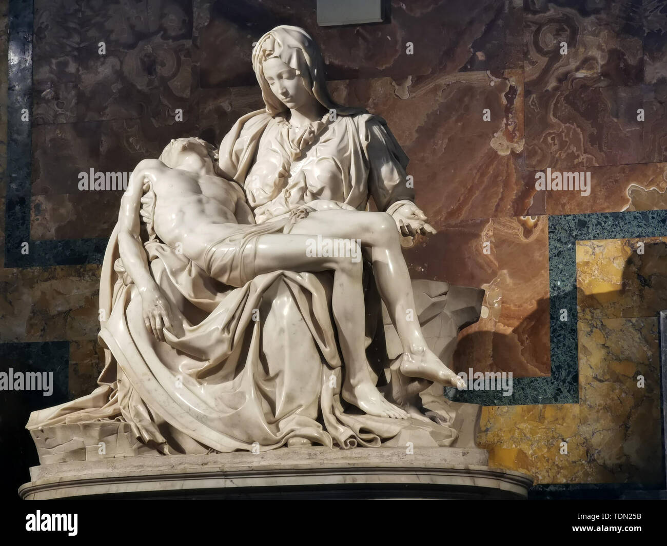 pieta statue michelangelo saint peter church Vatican city Stock Photo - Alamy