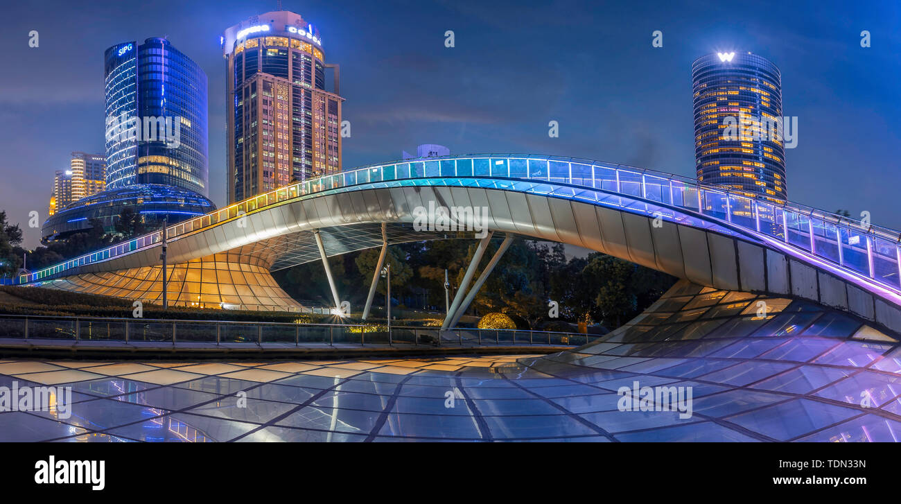 North Bund, Golden Bridge Bridge, Urban Curve Stock Photo - Alamy