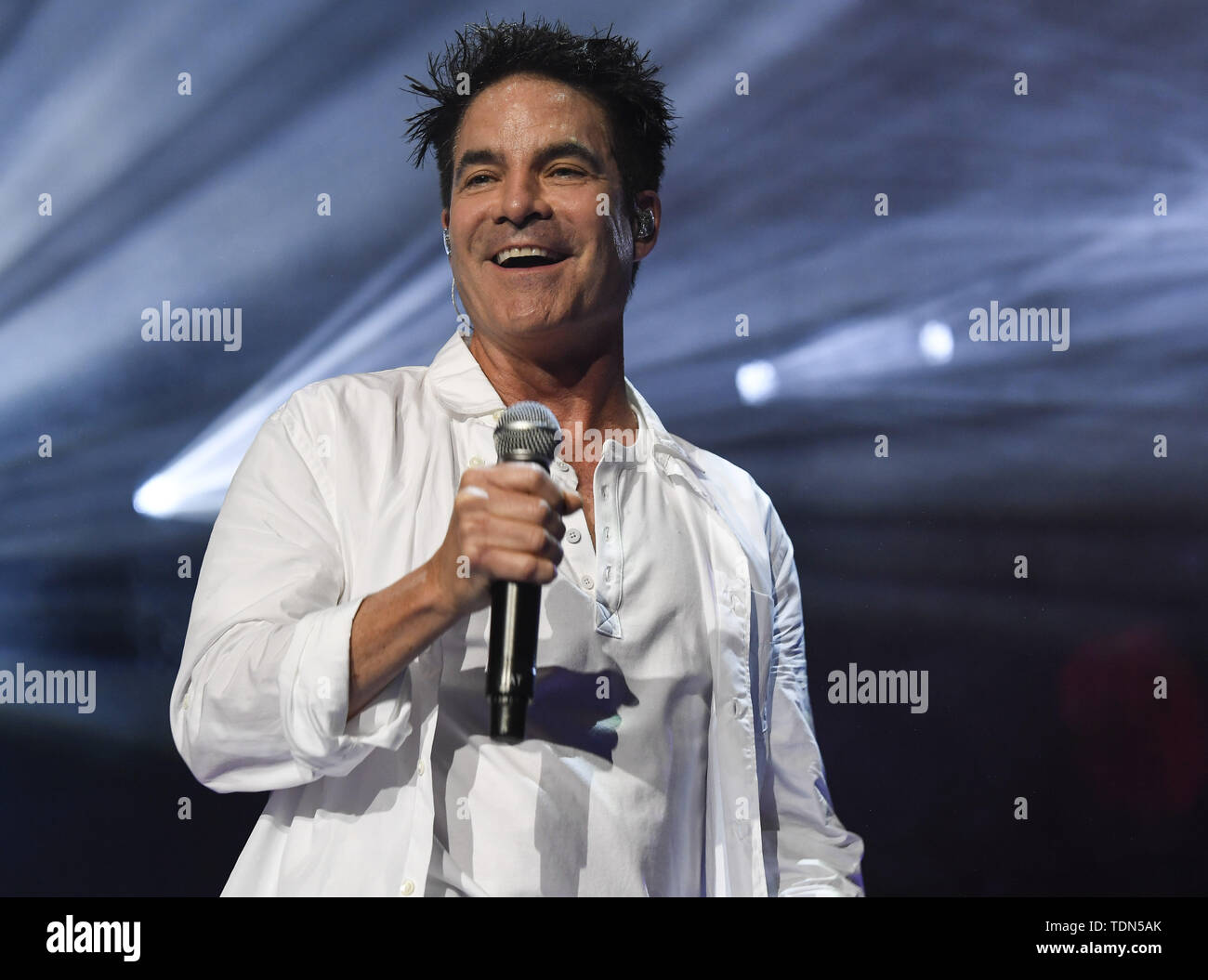 Pat monahan vocals hi-res stock photography and images - Alamy