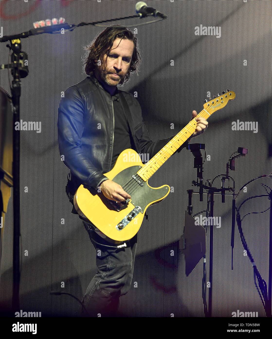 Rhythm of the train hi-res stock photography and images - Alamy