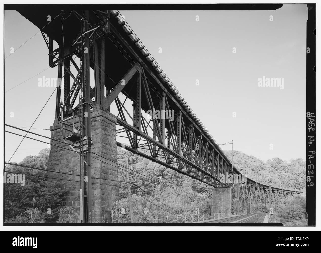 Conrail Black and White Stock Photos & Images - Alamy