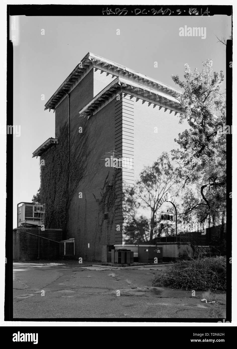 Perspective view of northwest corner - St. Elizabeths Hospital ...